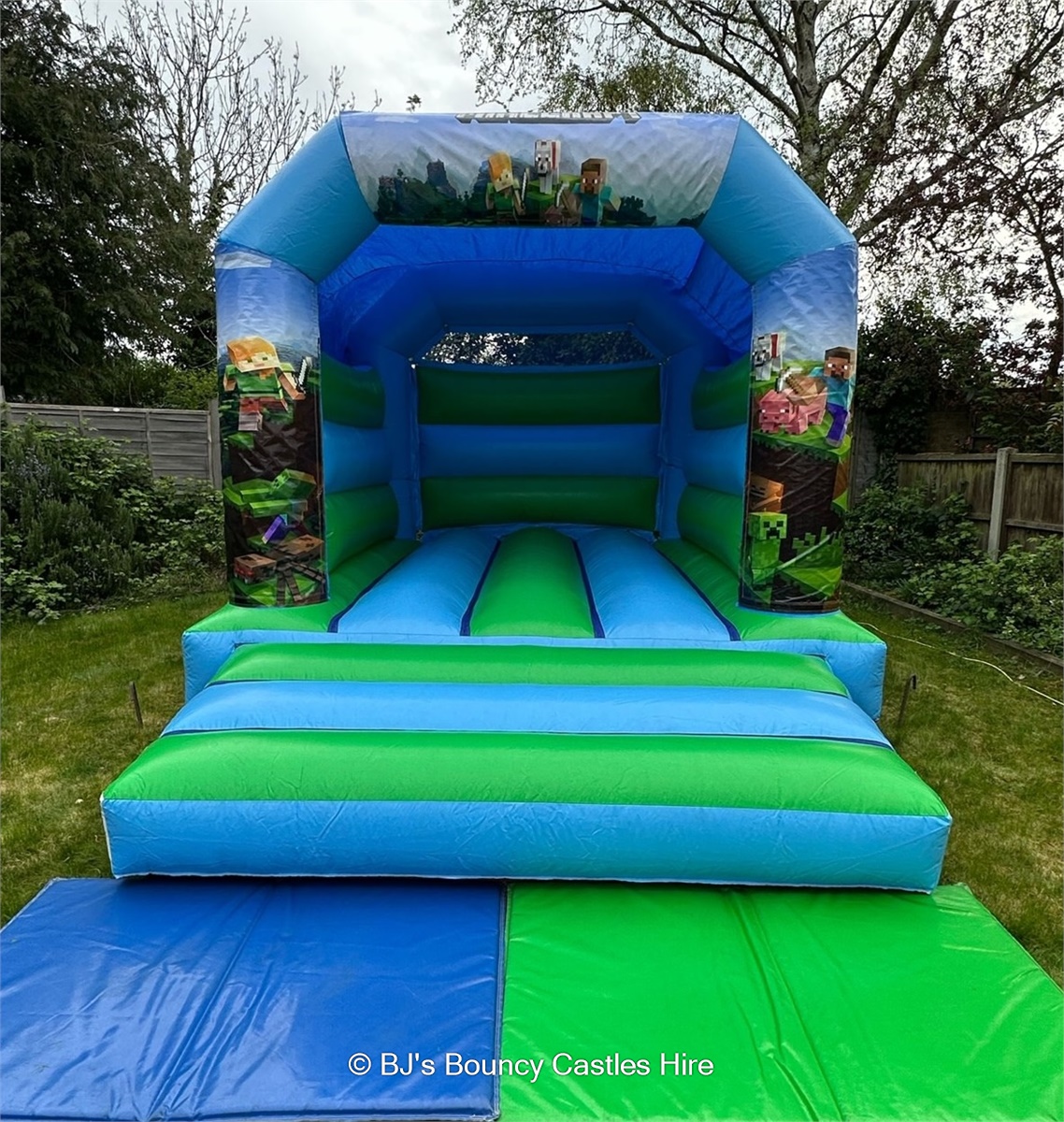 Minecraft Bouncy Castle Hire | Bromley, Croydon, Orpington