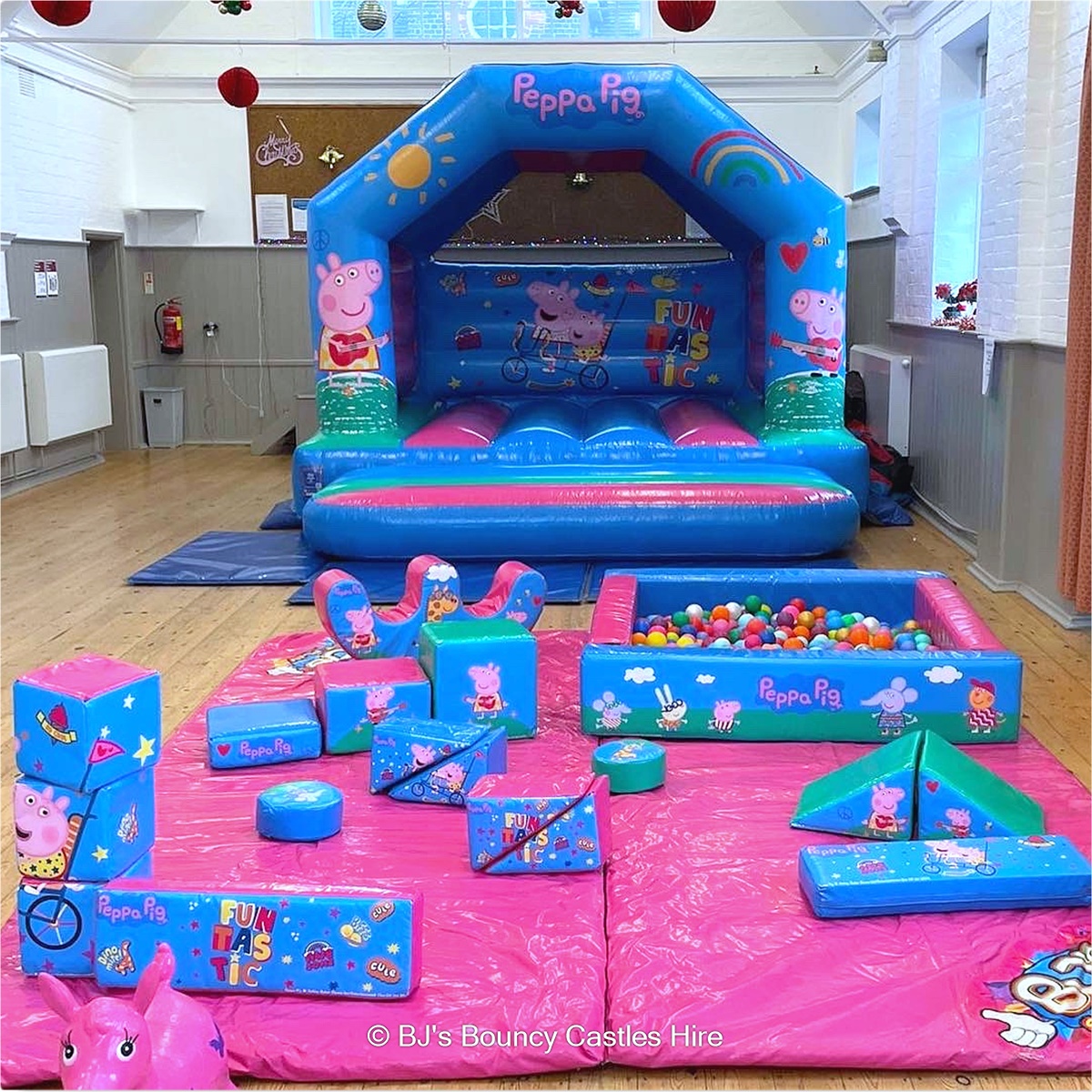 Peppa Pig Soft Play Blue Package 04 - Bouncy Castle Hire and Event Hire ...